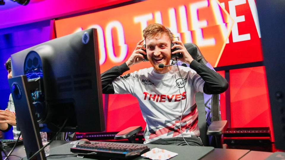 LoL Player of the Month: 100 Thieves Closer | EarlyGame