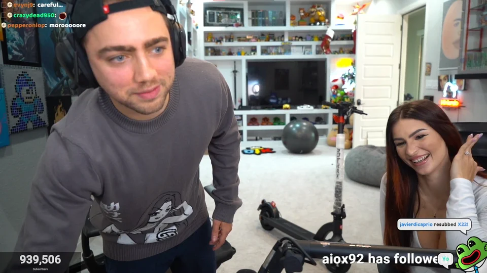 Mizkif Leaks Revenue He Made In One Week Just To Flex | EarlyGame Mizkif Leaks Revenue He Made In One Week Just To Flex | EarlyGame