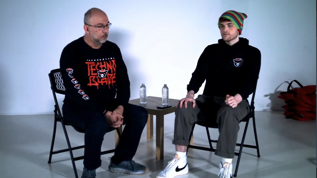 Dream and Technoblade's Dad Raise Cancer Awareness In… | EarlyGame