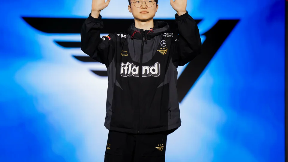 LoL: Riot Banned Faker's Solo Queue Account During Worlds… | EarlyGame