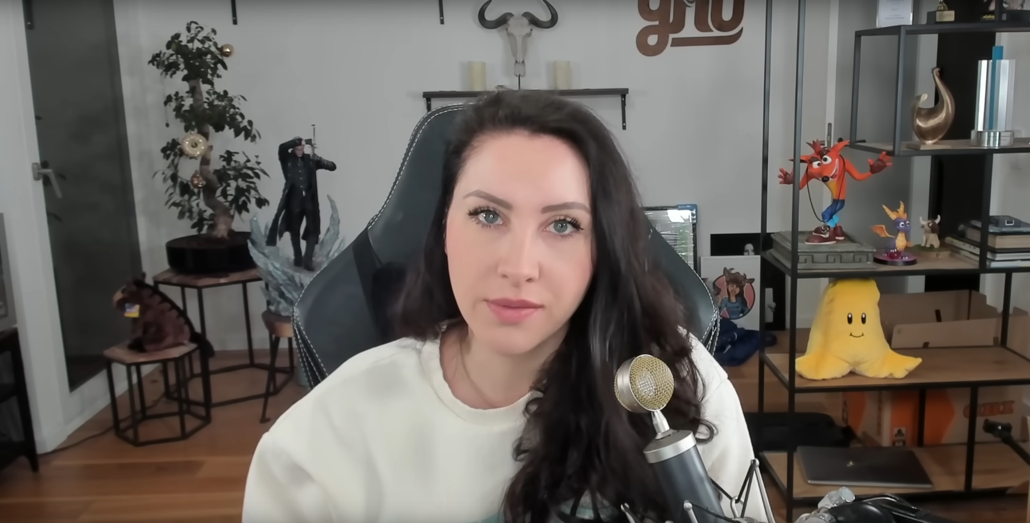 "Es wird sehr unangenehm": YouTuberin Gnu geht gegen… | EarlyGame