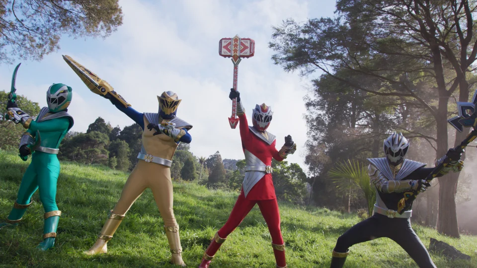 Reboot de Power Rangers pausado: Hasbro busca nuevos… | EarlyGame