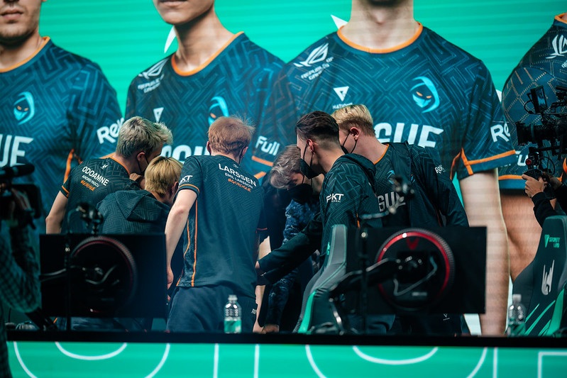 Rogue Defeat G2 to End Season in Style | EarlyGame