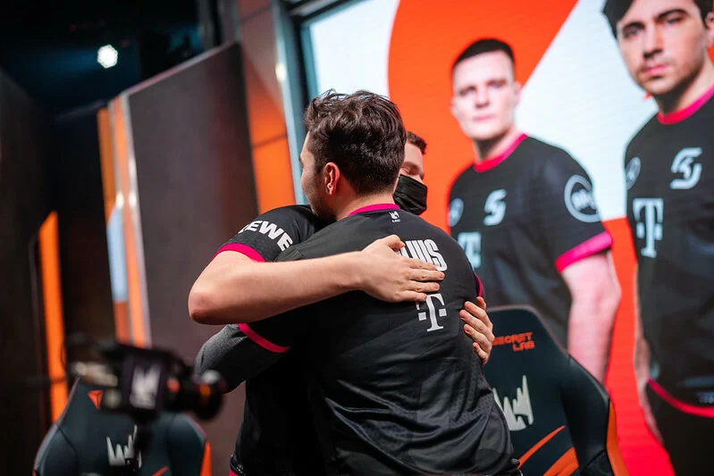 LEC Week 4 MVP: SK Sertuss | EarlyGame