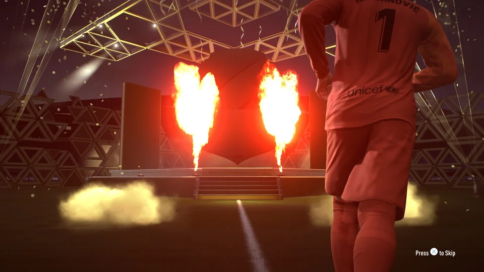 EarlyGame | First Look at FIFA 22 Ultimate Team Menu