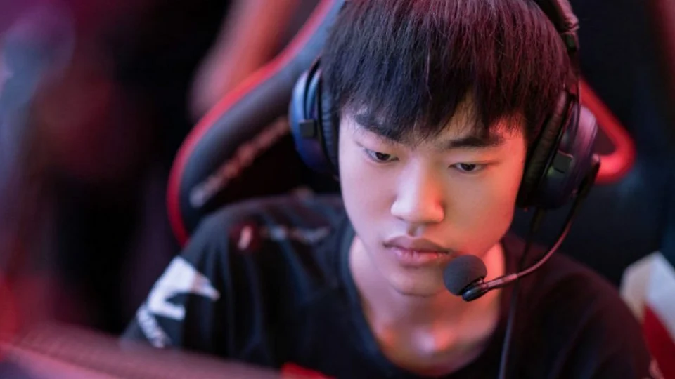 EarlyGame | Top 5 LoL Plays: knight