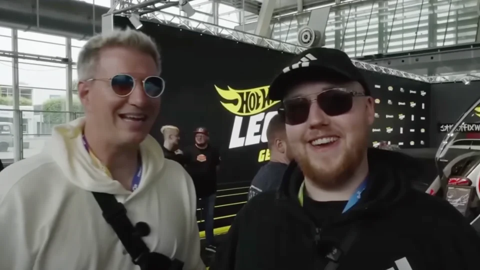 "Das sind so 50-jährige Dirks" – Zarbex über Kritik an… | EarlyGame