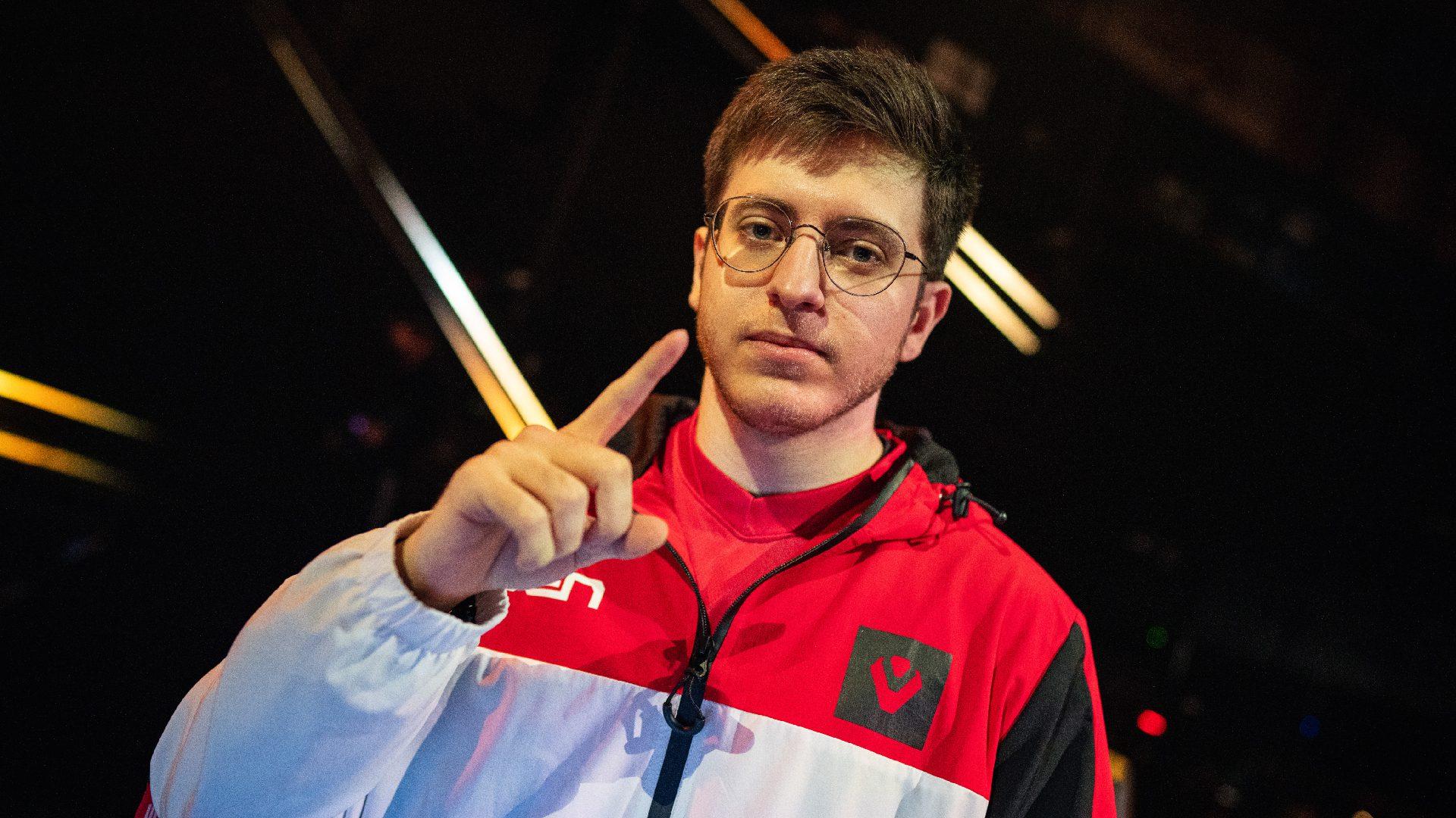 Sentinel's Zombs Started A Flame War Against All Of… | EarlyGame