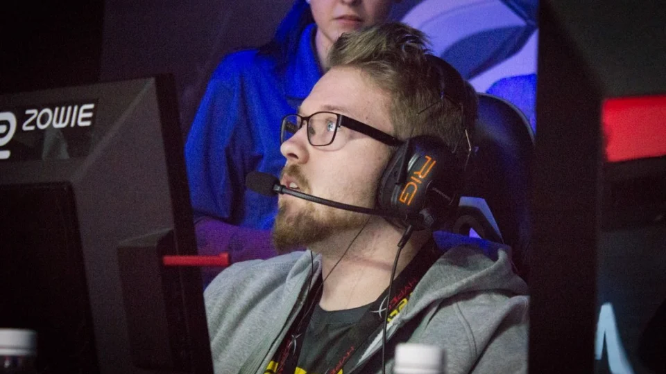 JasonR Accused of Sexism For Avoiding Playing With Females | EarlyGame