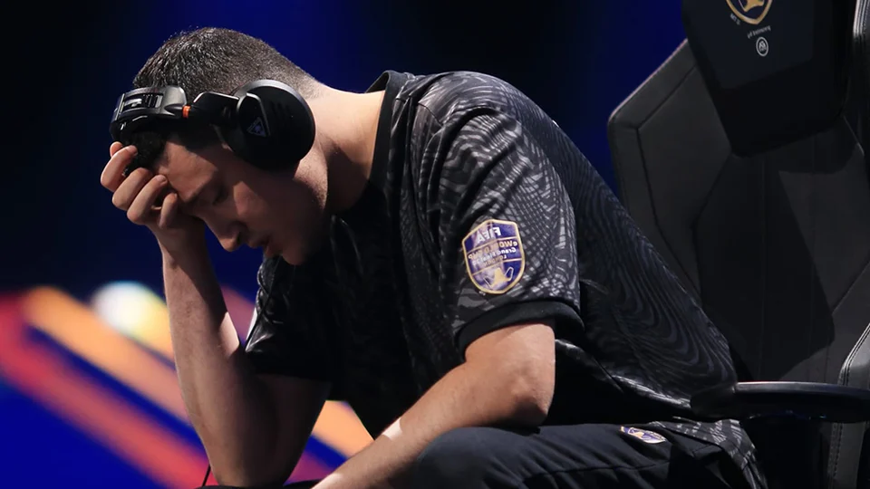 FIFA Pro beschuldigt EA eine toxic Community zu fördern | EarlyGame