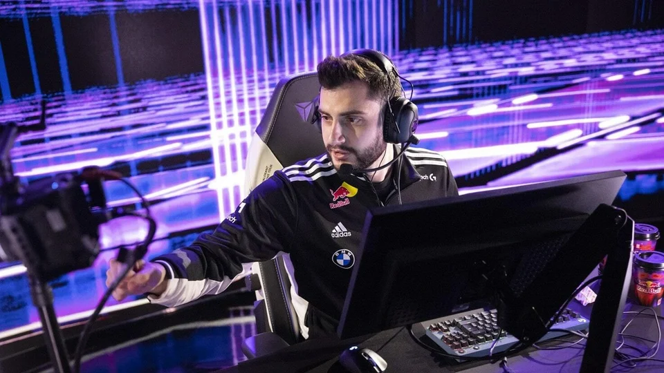 Mixwell: Valorant Settings & Hardware [2023] | ValorFeed