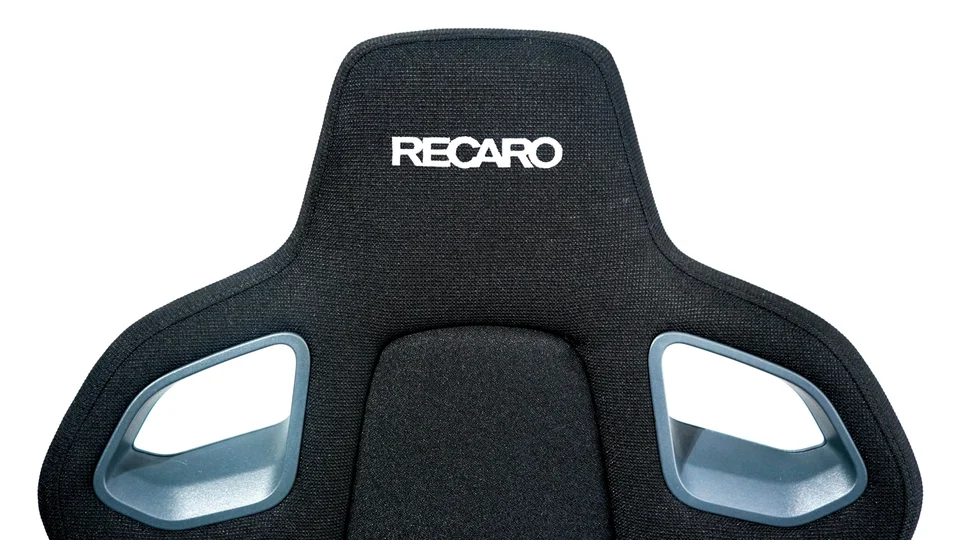 Recaro Exo Gaming Chair Review: Home-made Excellence | EarlyGame
