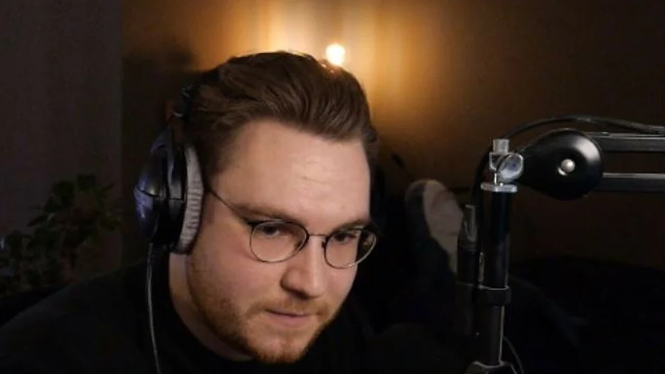 OhnePixel pelea contra niño de 13 años (1v1) | EarlyGame