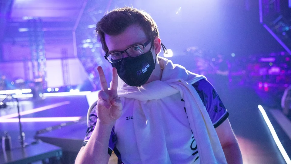 Sentinels Got 2-0'd By Version1 | EarlyGame